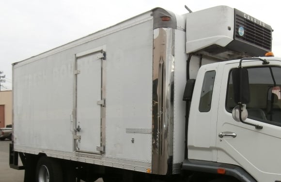 morgan-20-ft-refrigerated-body1 - Penn Care, Inc.